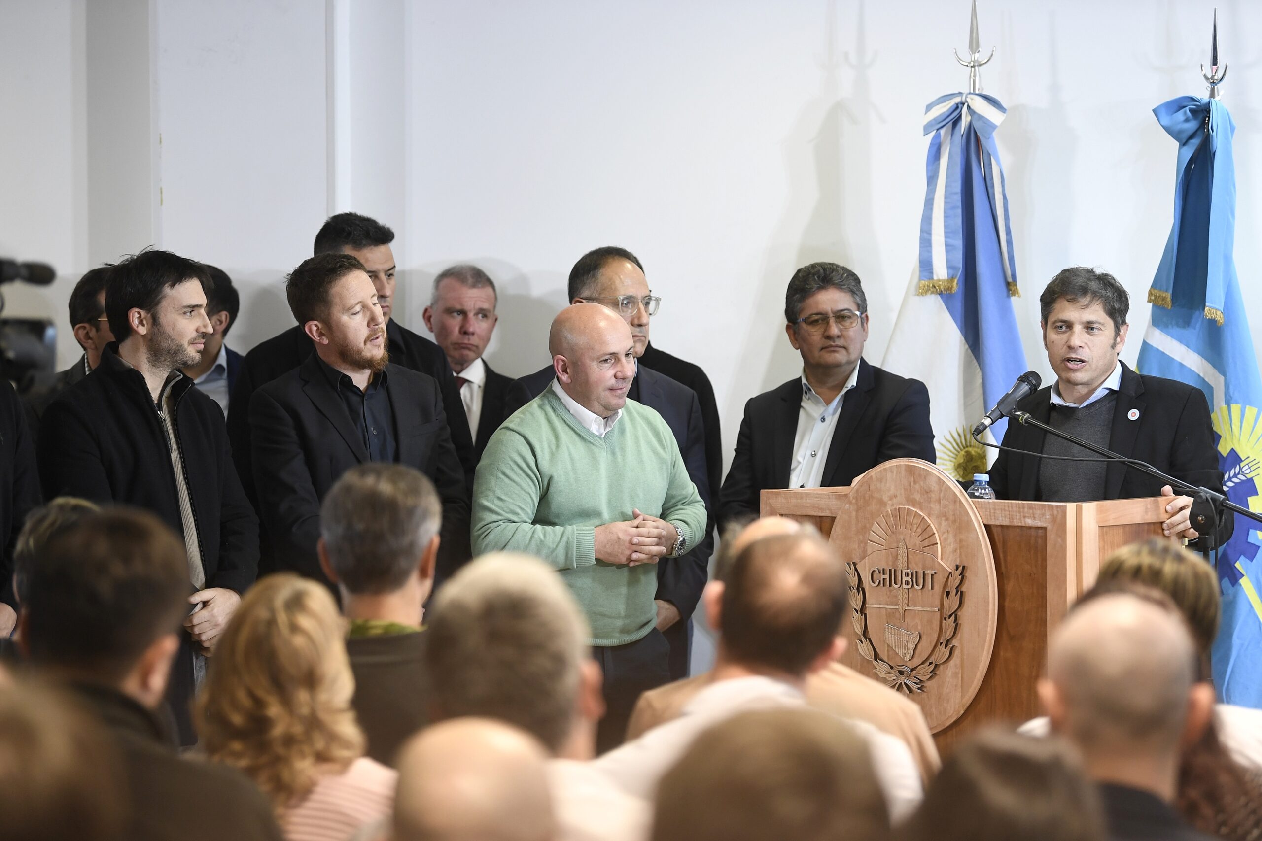 Kicillof y Torres firmaron en Rawson un convenio de colaboración para fortalecer el sistema ...