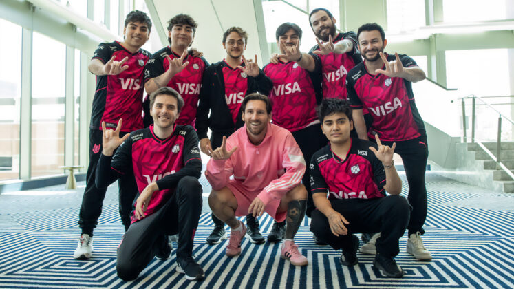 Inolvidable: Messi recibió al equipo de VCT KRÜ en Los Ángeles ...