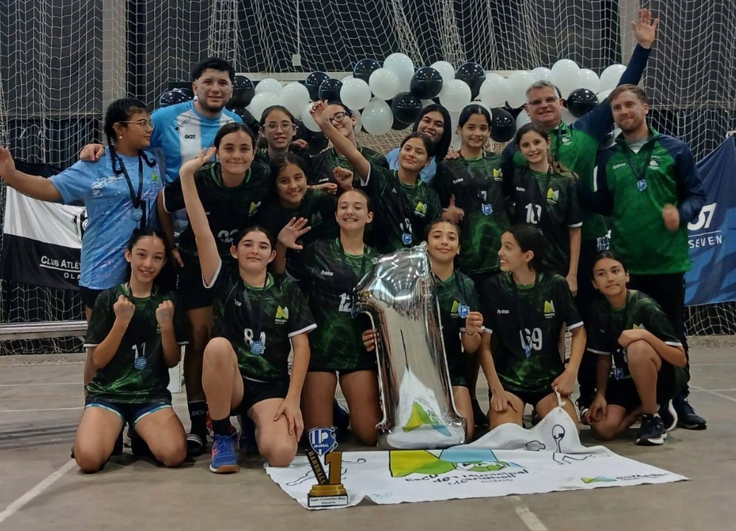 Cena Bingo solidaria para apoyar al handball femenino - Actualidad de ...